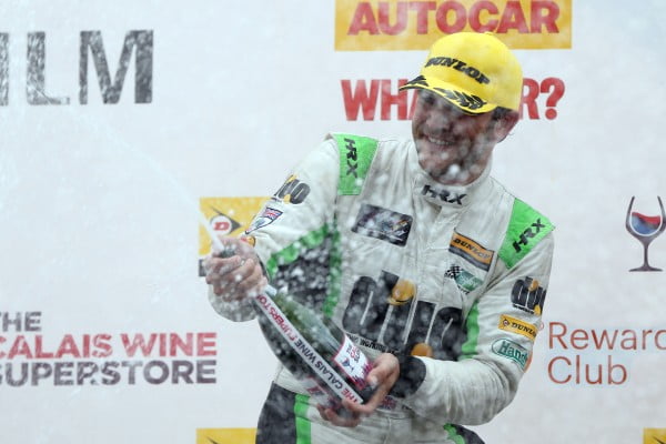 Handy Motorsport Retains Rob Austin • BTCC