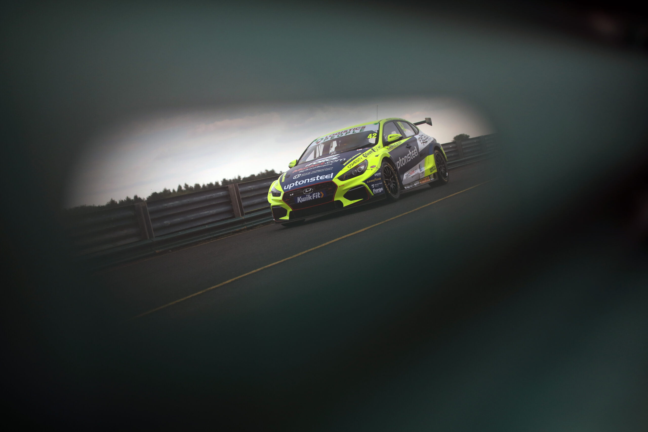 DRIVER SPOTLIGHT: NICK HALSTEAD • BTCC