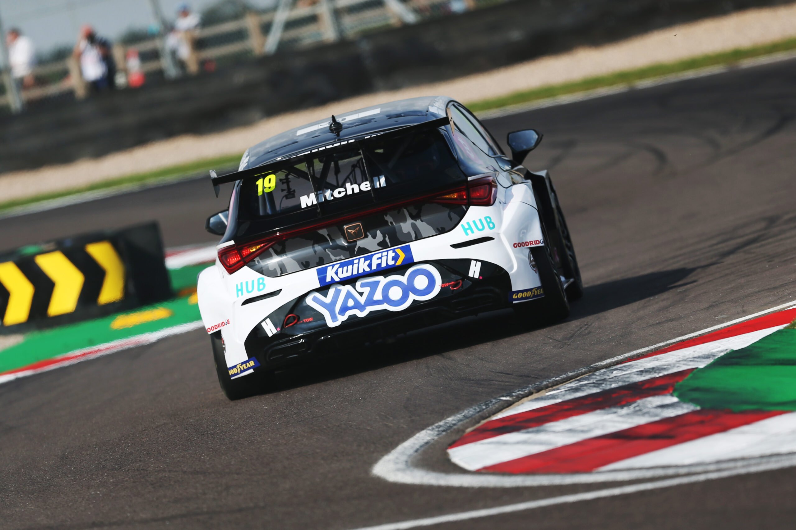 DRIVER SPOTLIGHT: JACK MITCHELL • BTCC