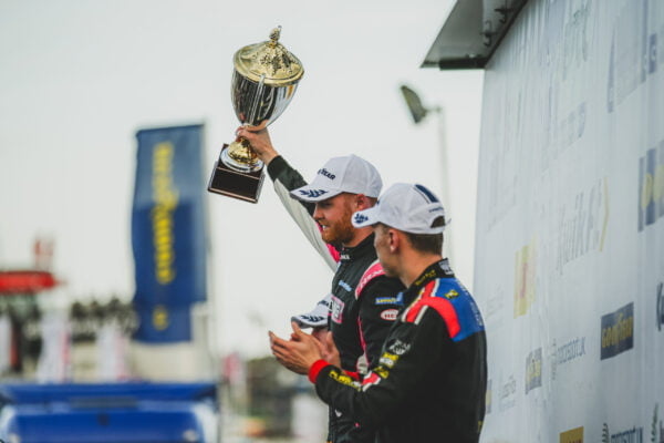 COOK BACK IN THE HOT SEAT AT BTC RACING • BTCC