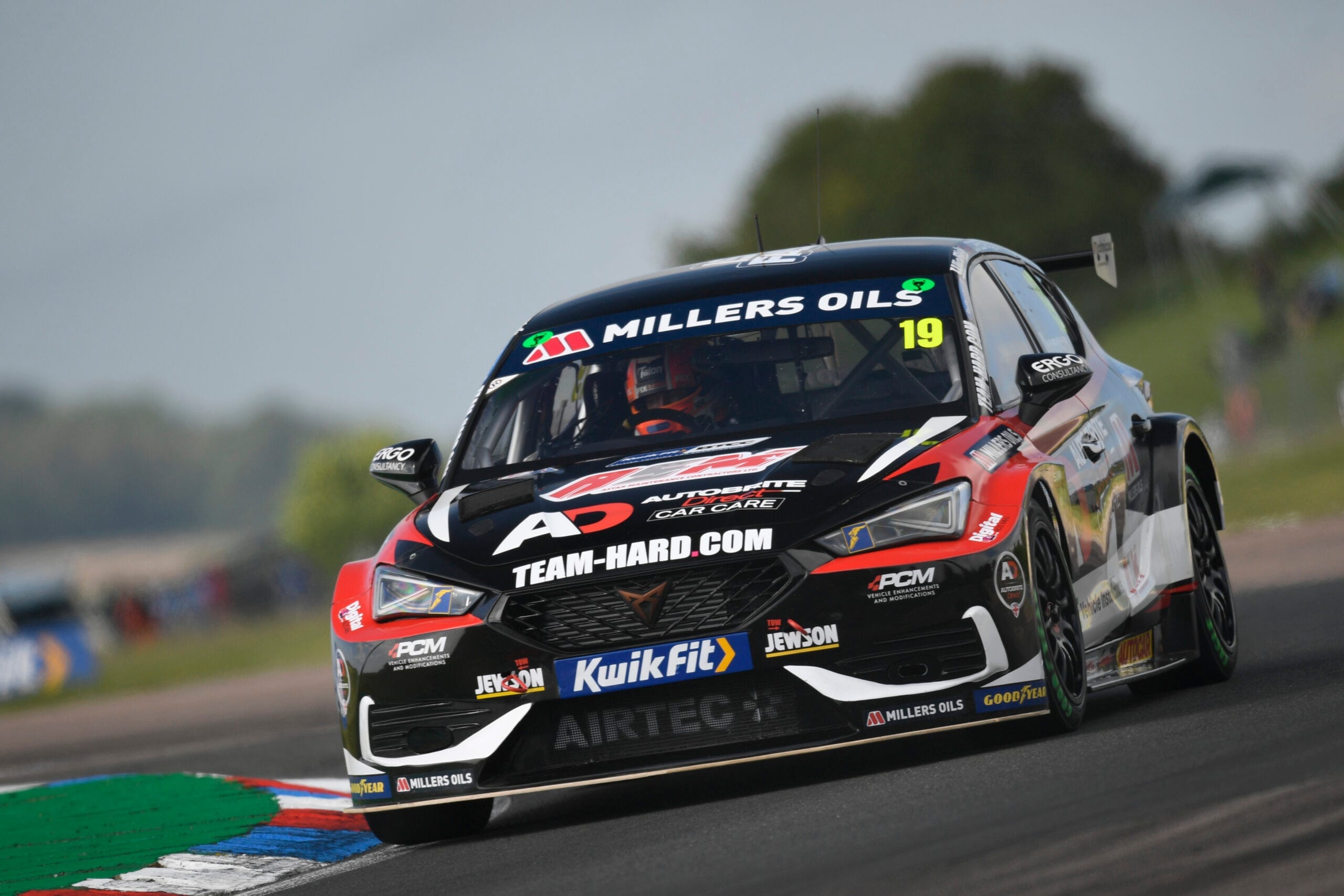 Driver Spotlight: Bobby Thompson • BTCC