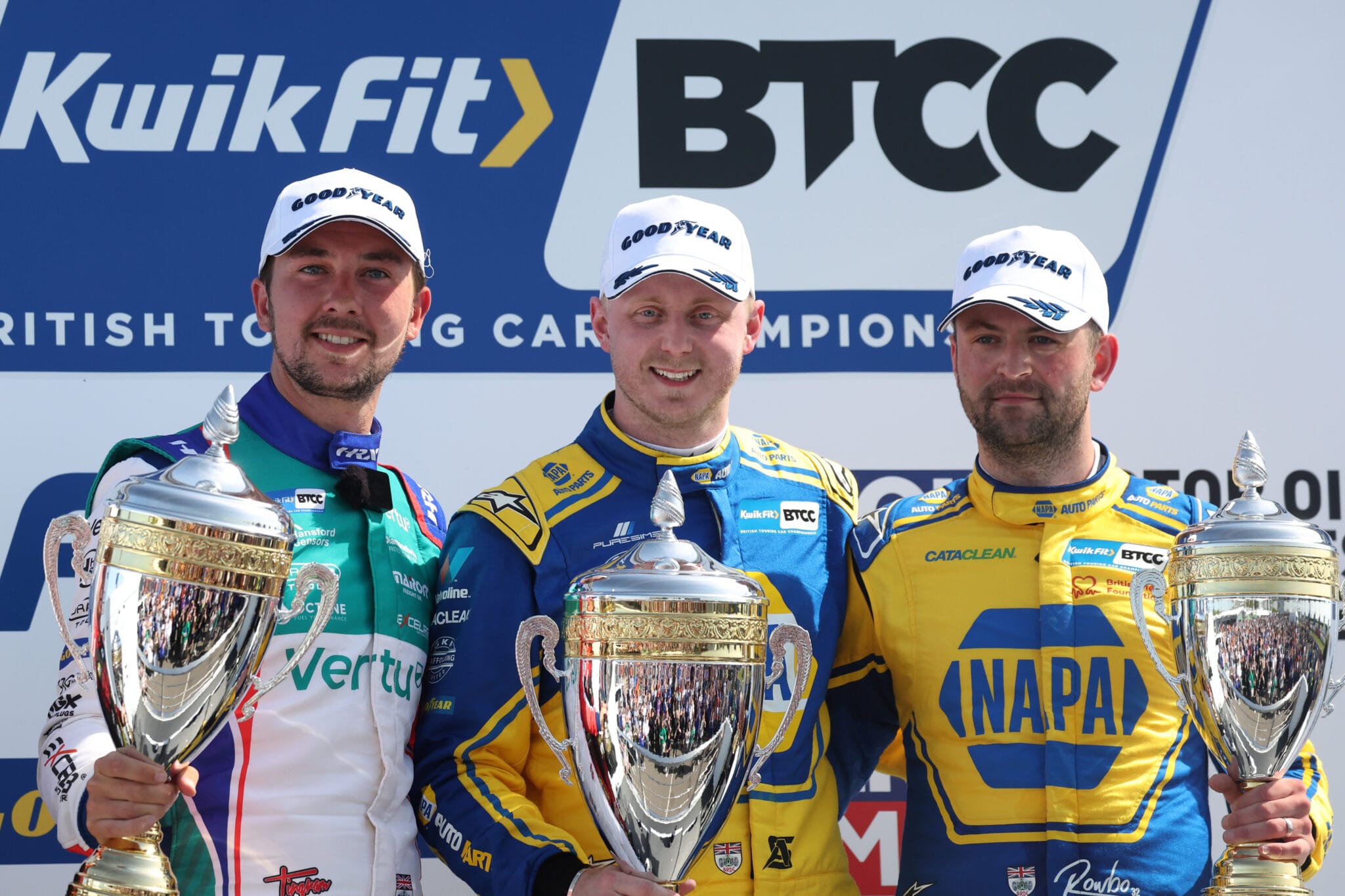 Sutton Secures Victory In Season Opener • BTCC