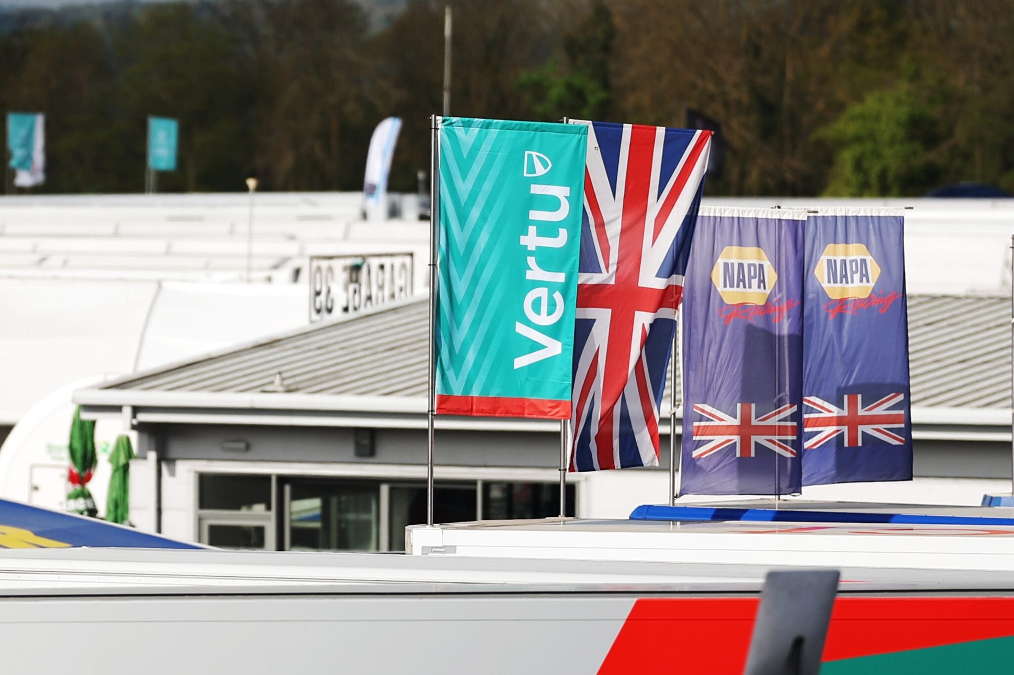 Every Title Fight: BTCC Teams’ & Manufacturers’ Contest • BTCC