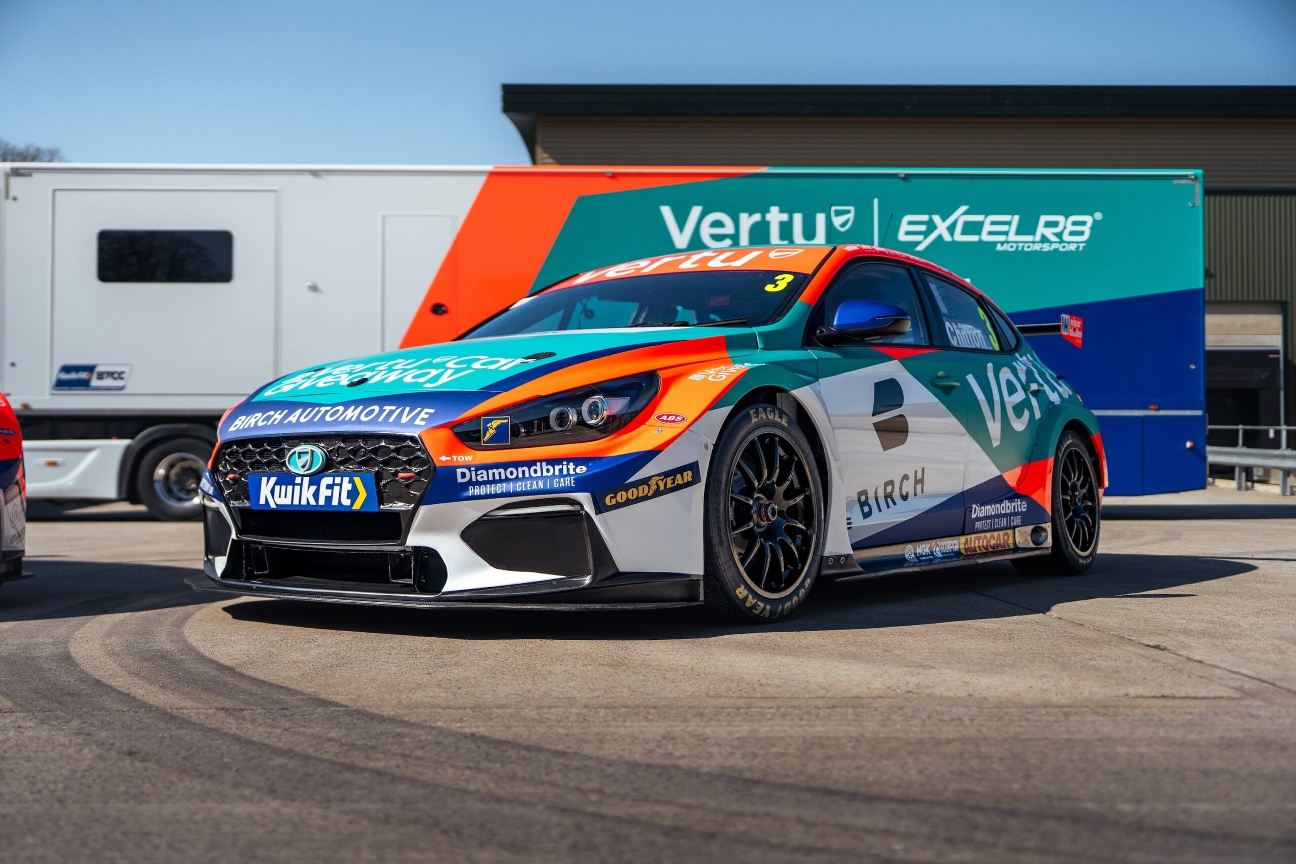 Team VERTU Reveals 2026 BTCC Challenger • BTCC